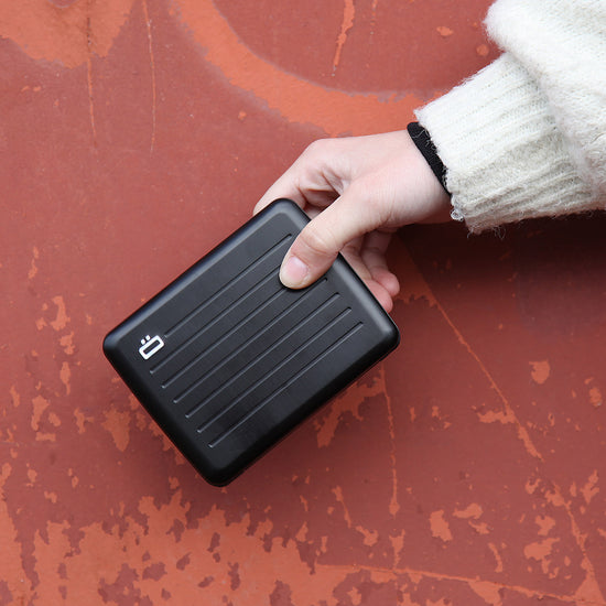 SMART CASE V2L Extra capacity | Black – ÖGON Design